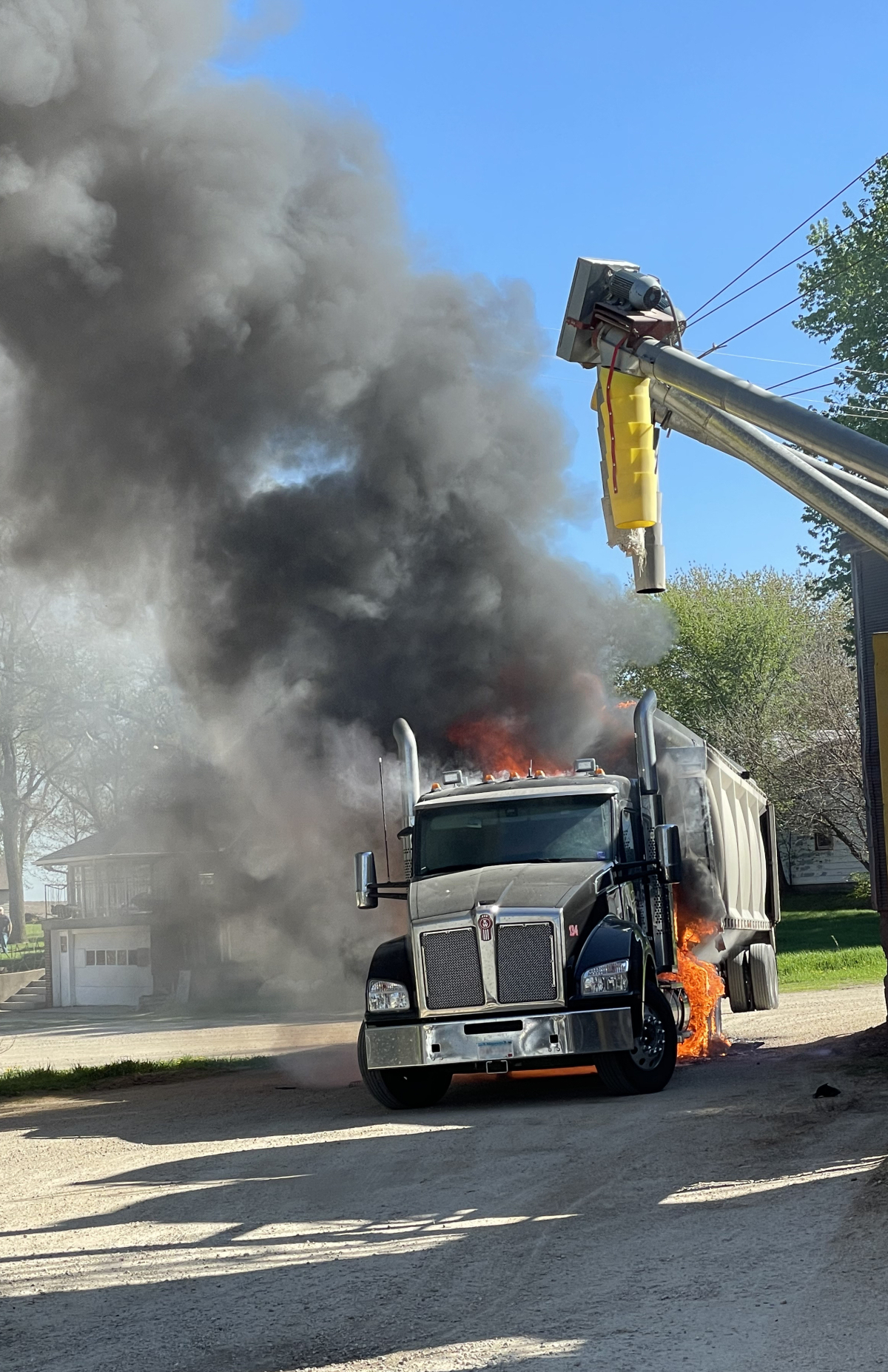 Dakota Electric Association® crews respond quickly to electrical ...